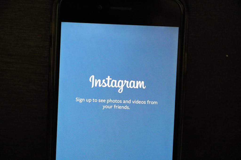 231+ Unique Instagram Username Ideas For Gen Z Girls